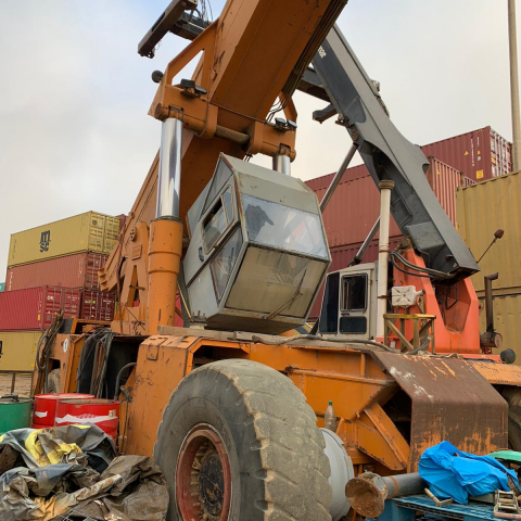 Reach Stacker Belotti Genova