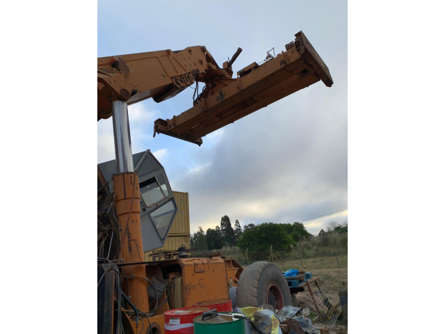 Reach Stacker Belotti Genova